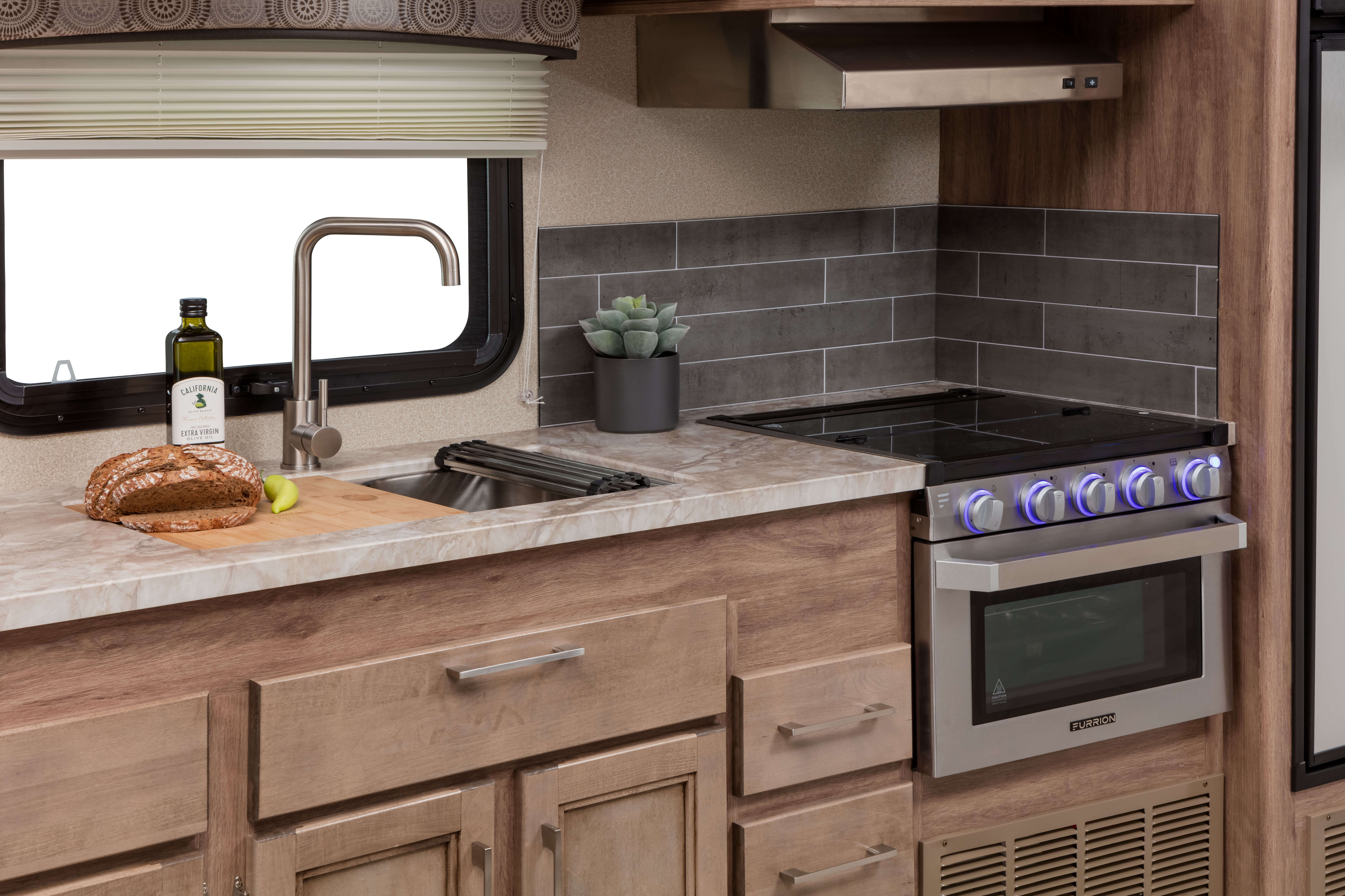 The 2020 Odyssey Class C Motorhome | Entegra Coach